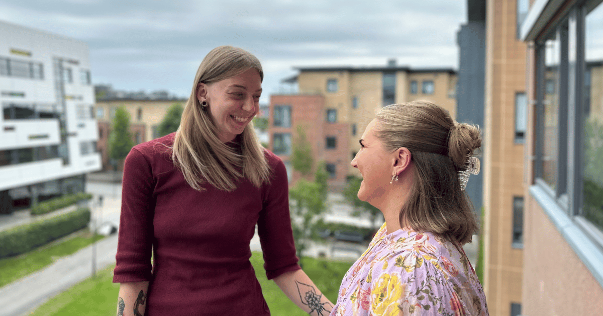 Vilde og Ingebjørg kombinerer IT-studier med jobb hos Sikri